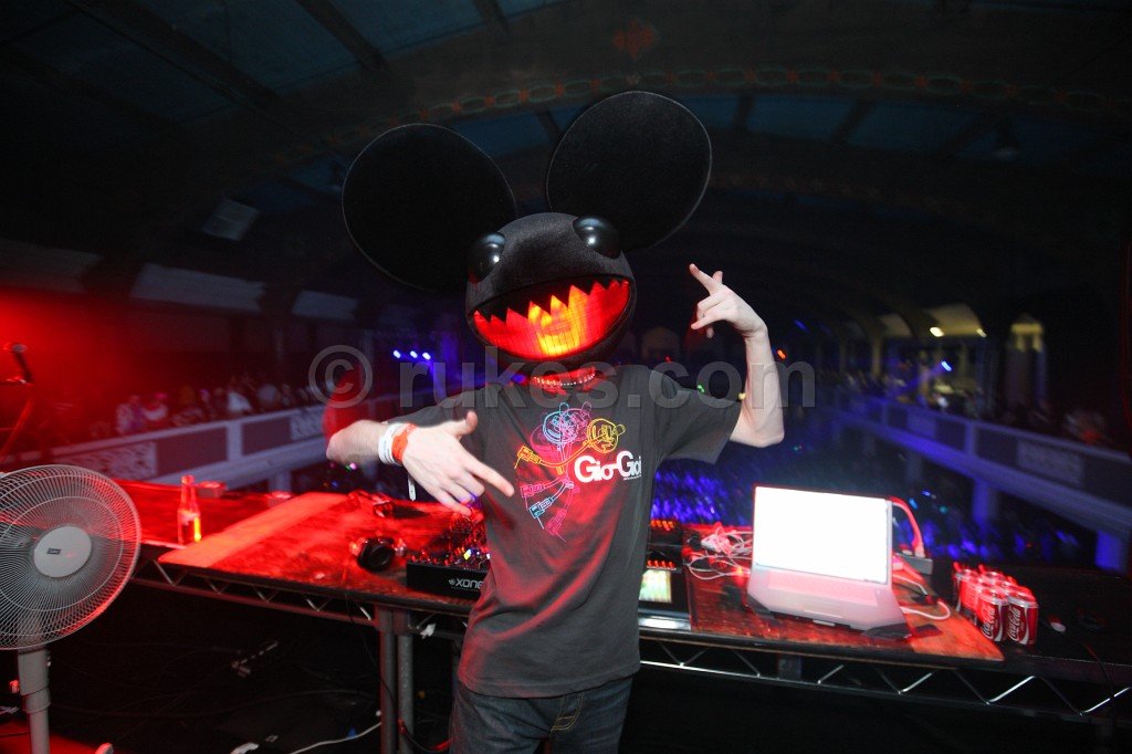 Deadmau5 Archives | Page 3 of 3 | rukes.com