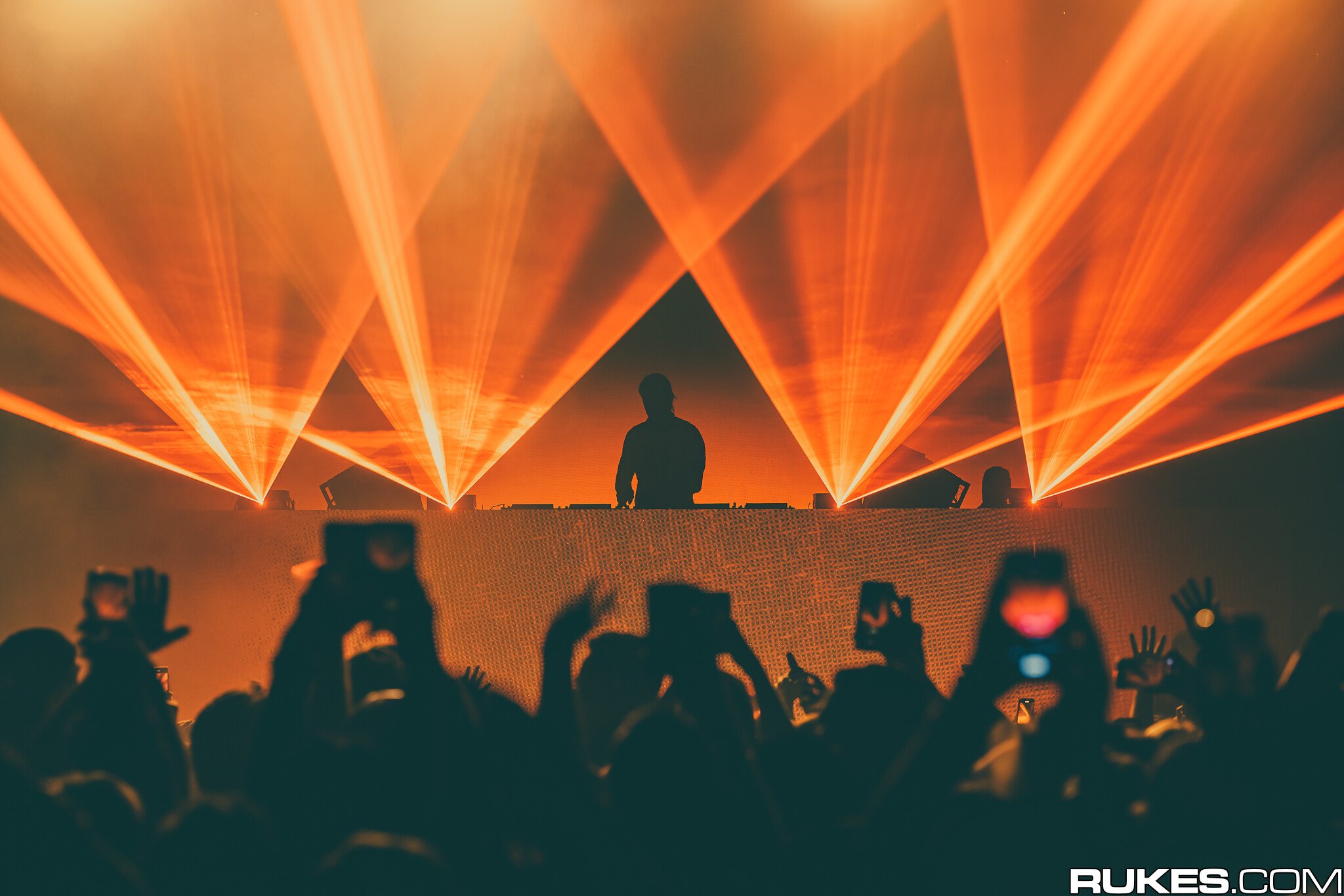 rukes.com | The #1 DJ Photography / EDM Photography website in the ...